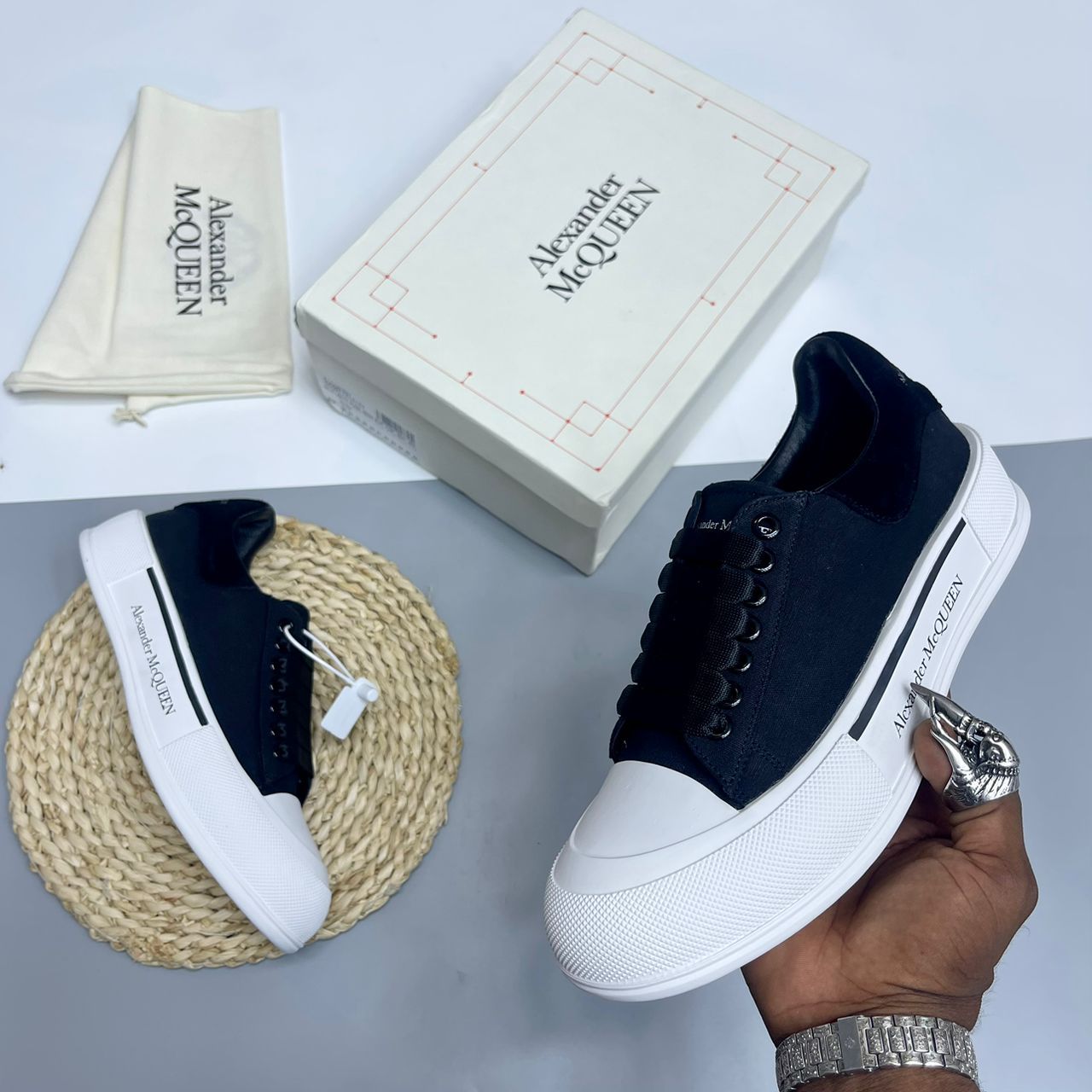 Ciska: Smart online shopping - Sneakers