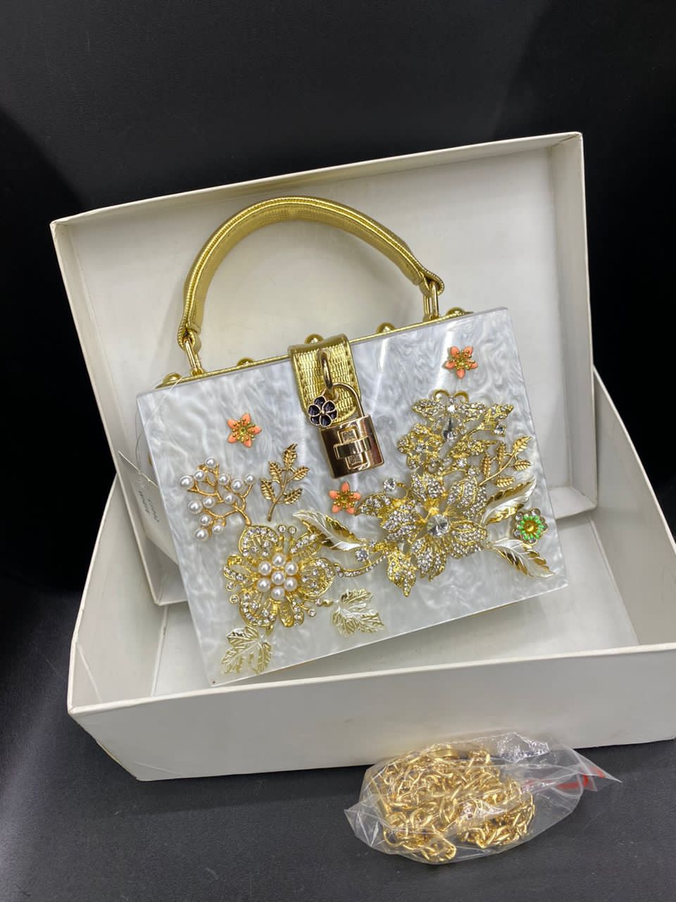 Acrylic Box Clutch Bag - Ciska: Smart online shopping