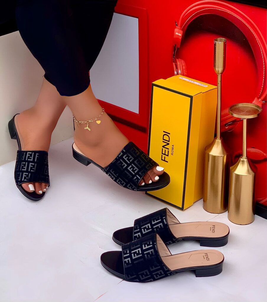 New Block Low Heel Slippers CW - Quality Meets Convenience